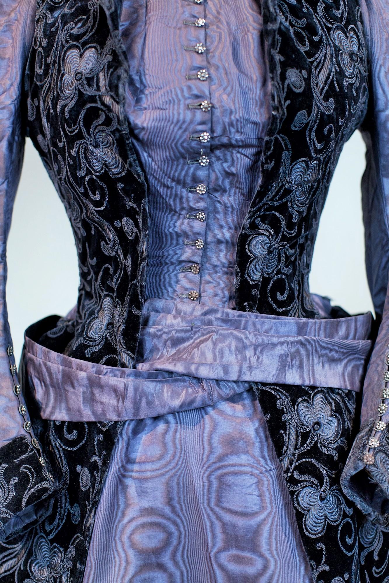 A French bustle cage day Dress in silk moire and purple chiseled velvet ...
