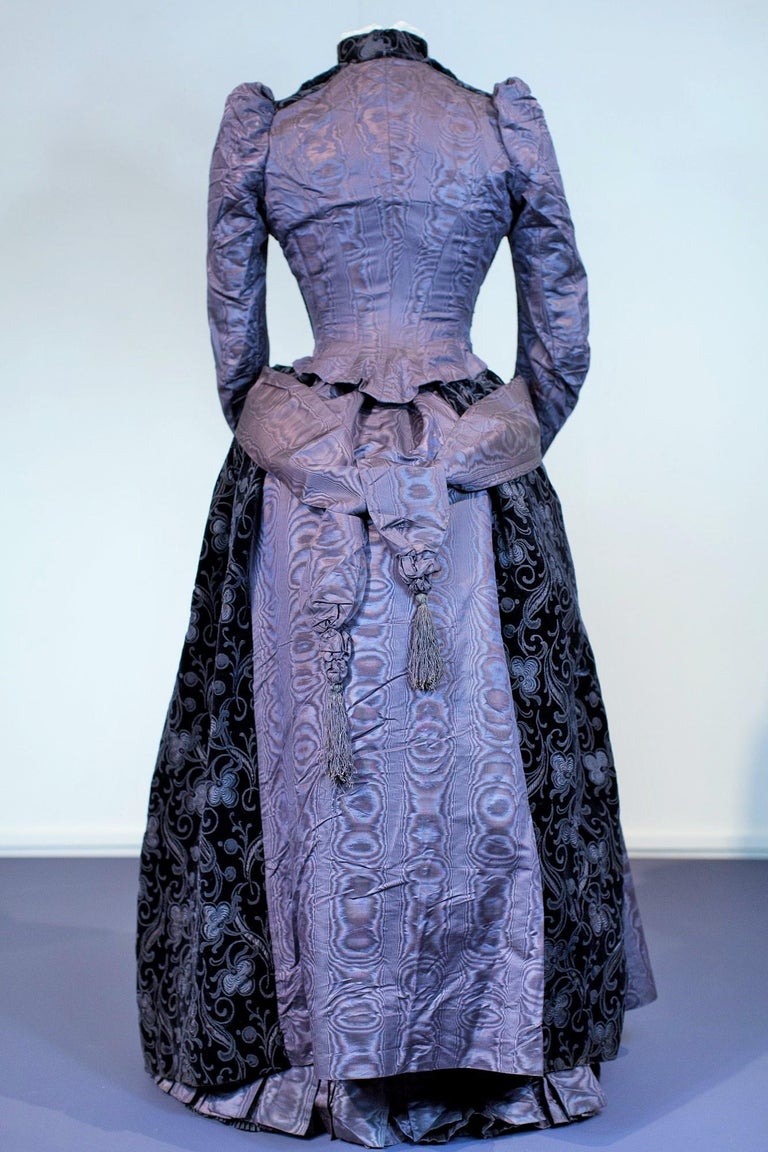 A French bustle cage day Dress in silk moire and purple chiseled velvet ...