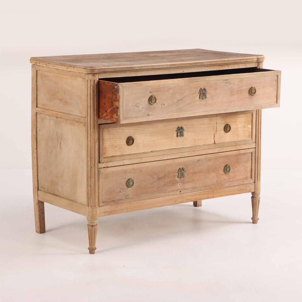 A French Mahogany Commode, 18th C. at 1stDibs