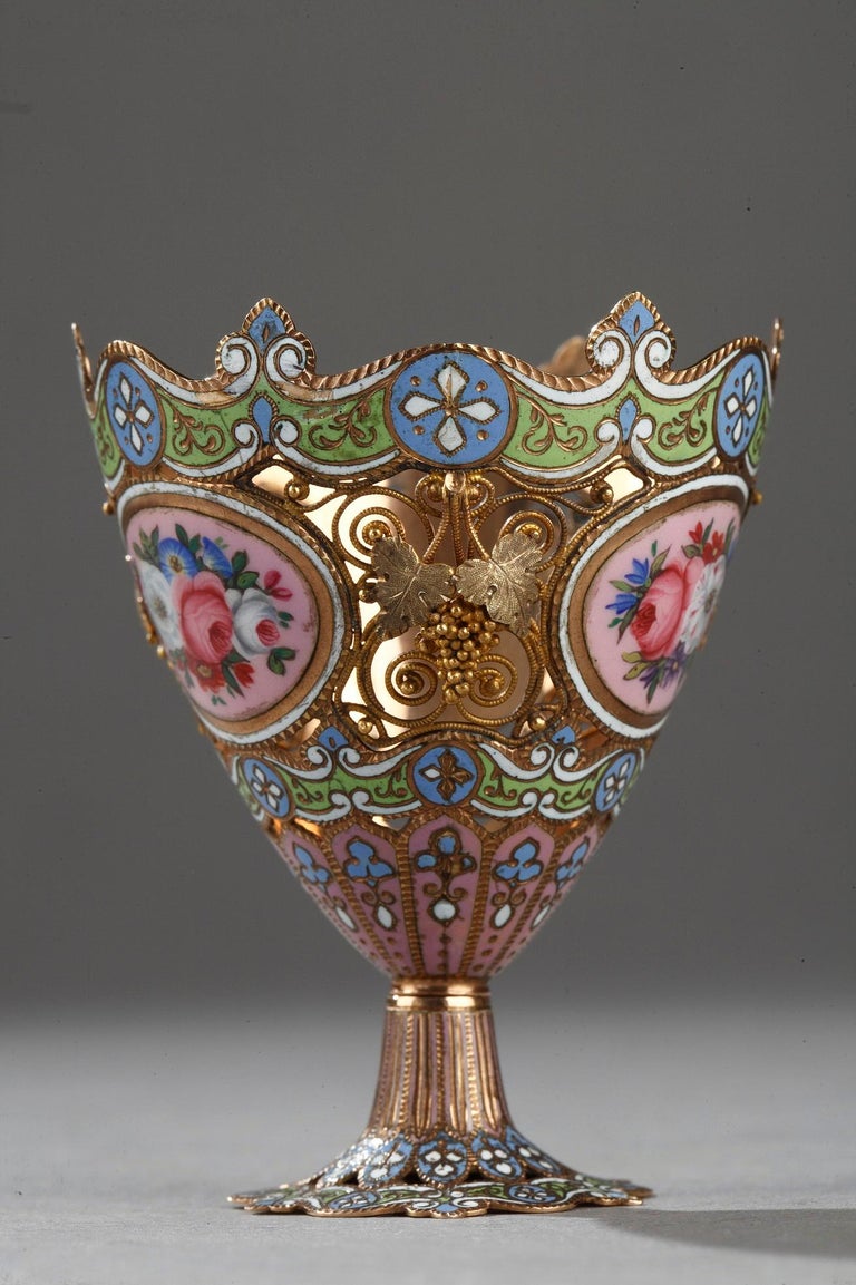 Gold and Enamel Zarf, Swiss, Early 19th Century For Sale at 1stDibs