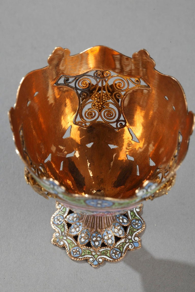 Gold and Enamel Zarf, Swiss, Early 19th Century For Sale at 1stDibs