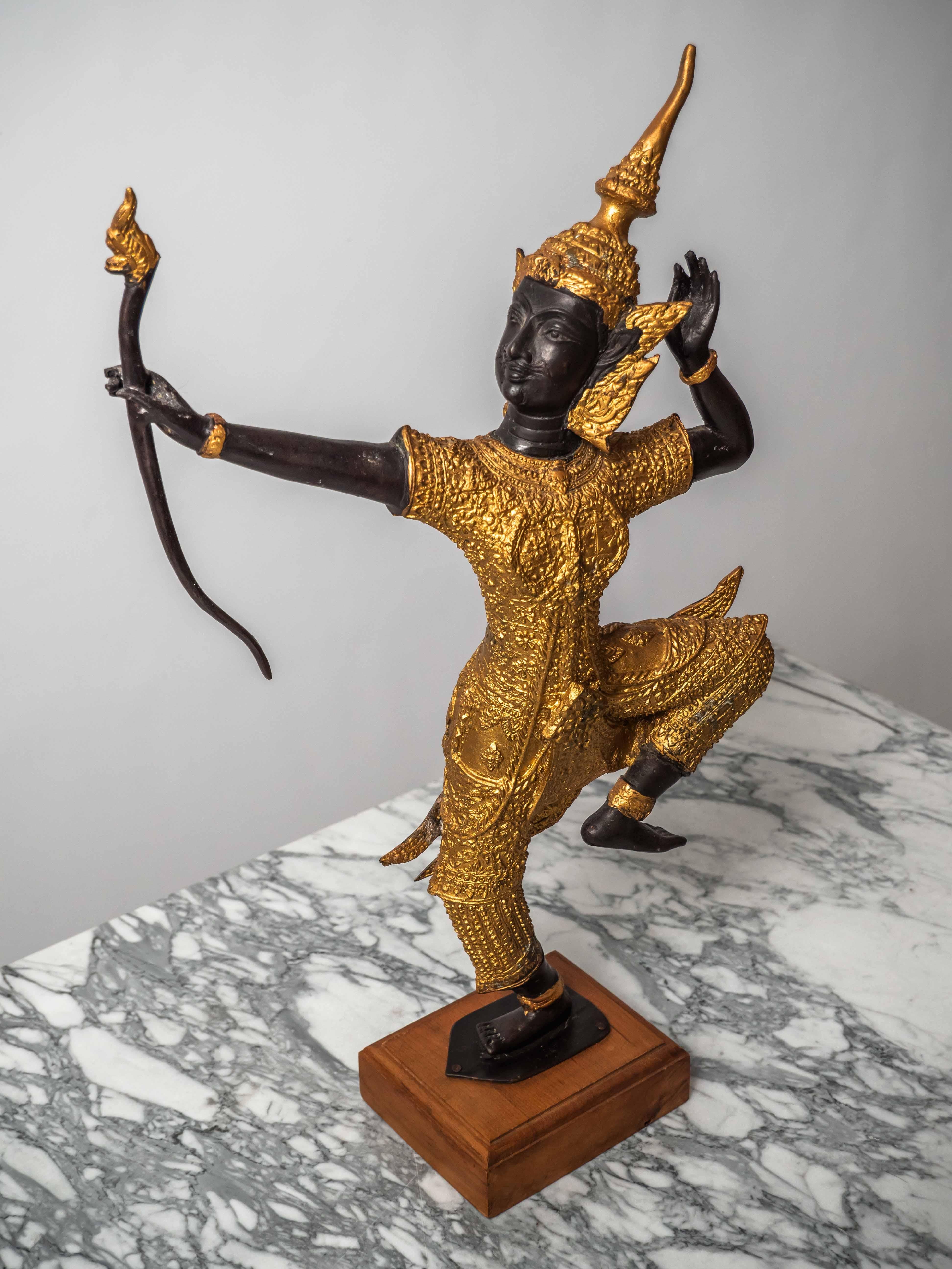 A golden statuette of a Thai dancer For Sale at 1stDibs