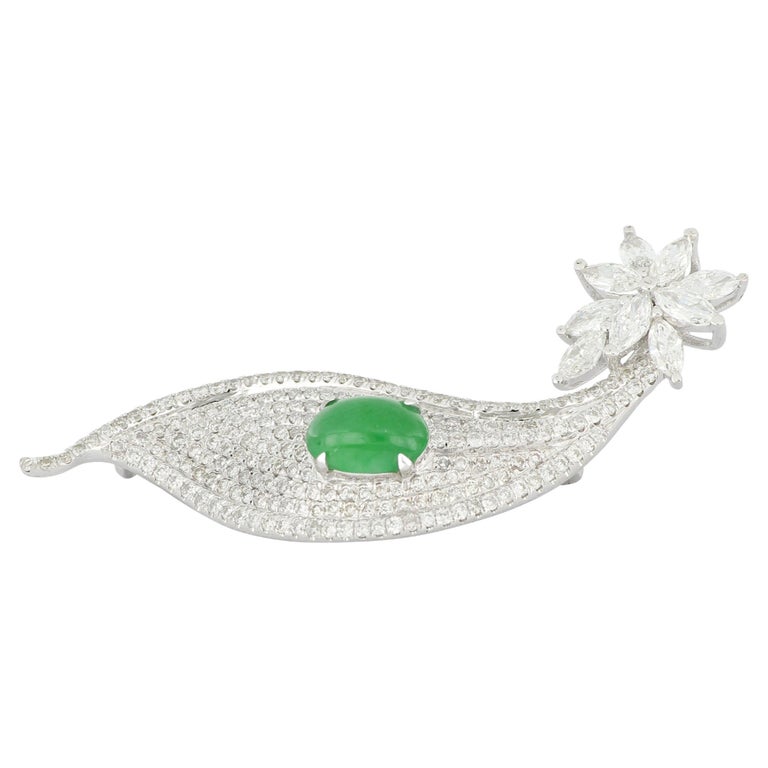 Leaf Shape Natural Jadeite and Diamond Brooch in 18K Gold For Sale at ...