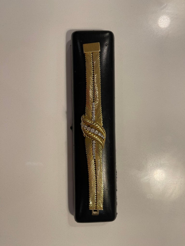 Kutchinsky 18kt Yellow Gold and Diamond Ladies Wristwatch, in Original ...