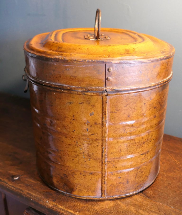 A Large Size Victorian Original Painted Tin Hat Box For Sale at 1stDibs