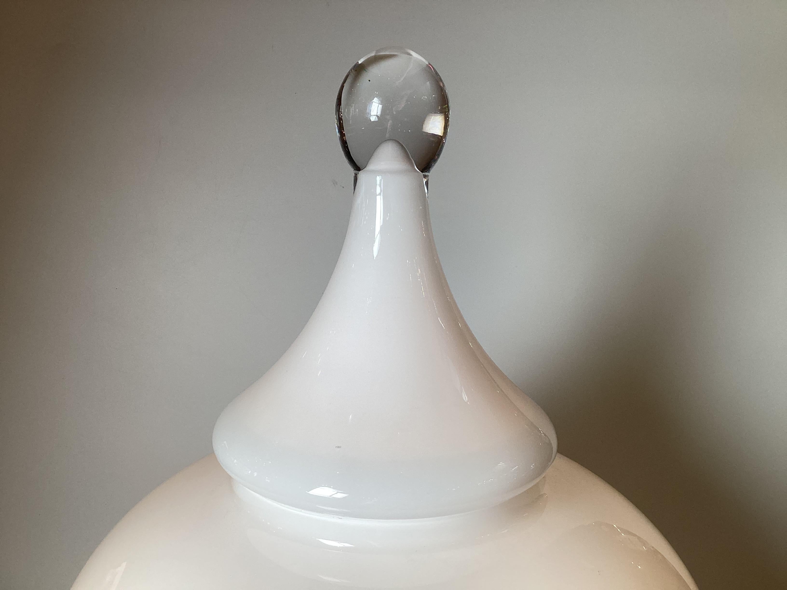 A Large Urn Form Opalescent Glass Lamp For Sale at 1stDibs
