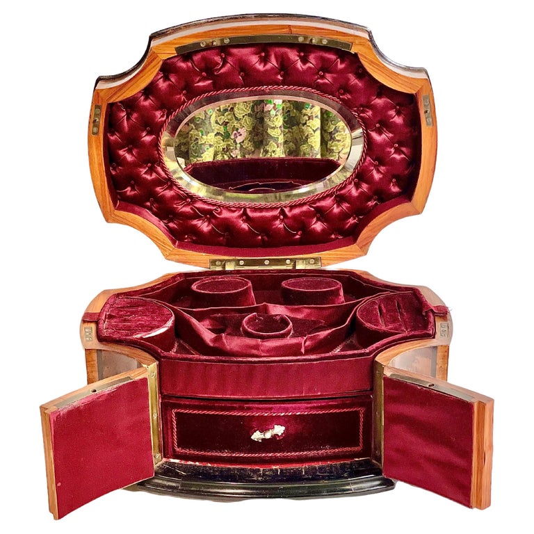 Luxurious and Elegant French Antique Jewelry Box For Sale at 1stDibs