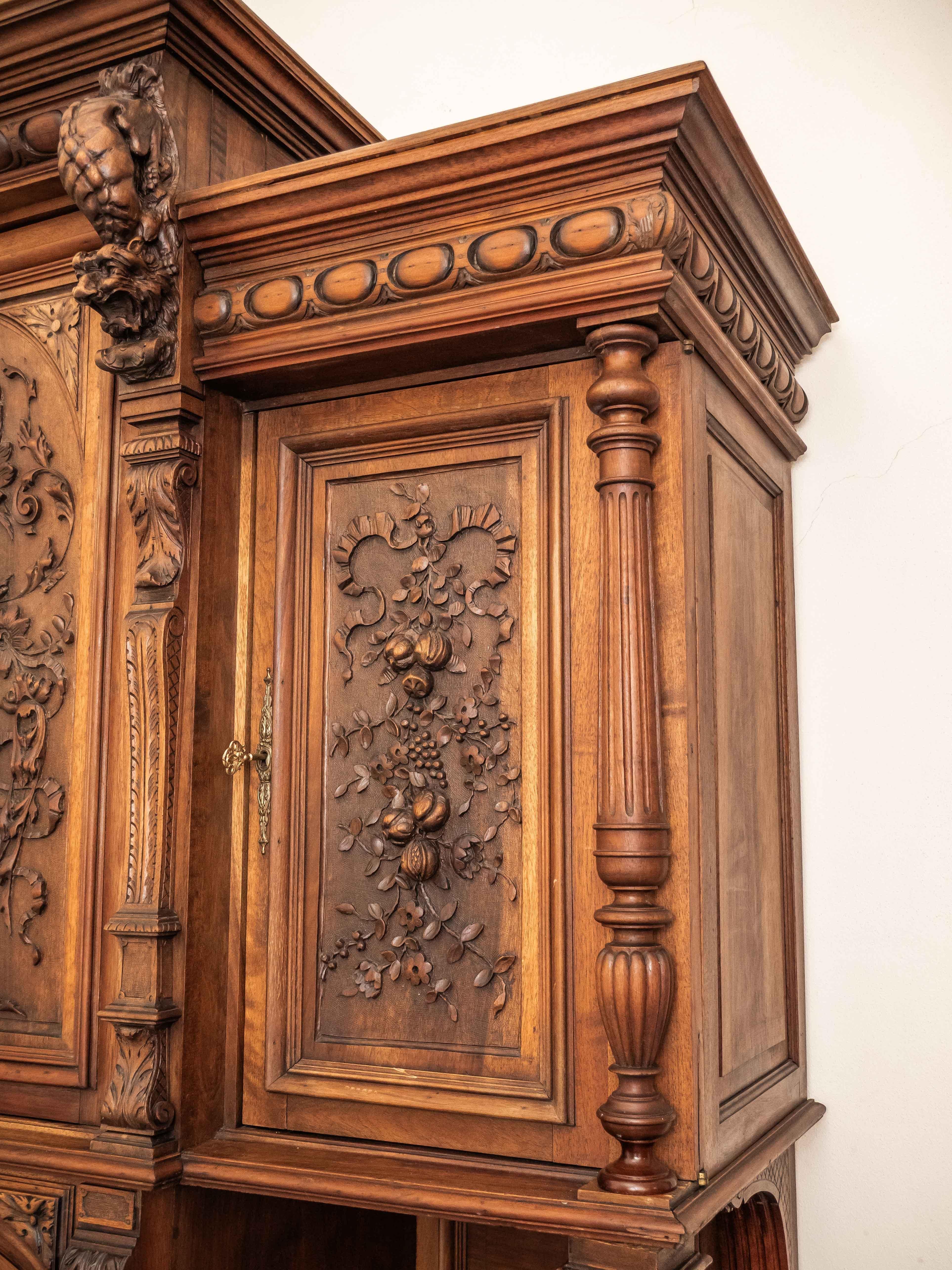 A luxurious Neo-Renaissance sideboard from the castle For Sale at 1stDibs