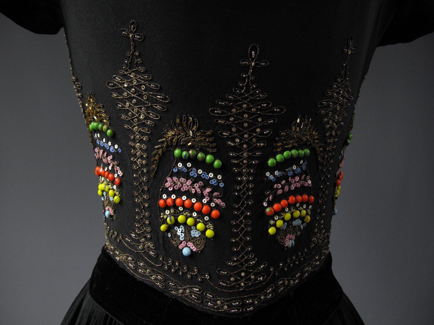 A Madame Grès Couture Evening Dress - Autumn Winter 1953 For Sale at ...