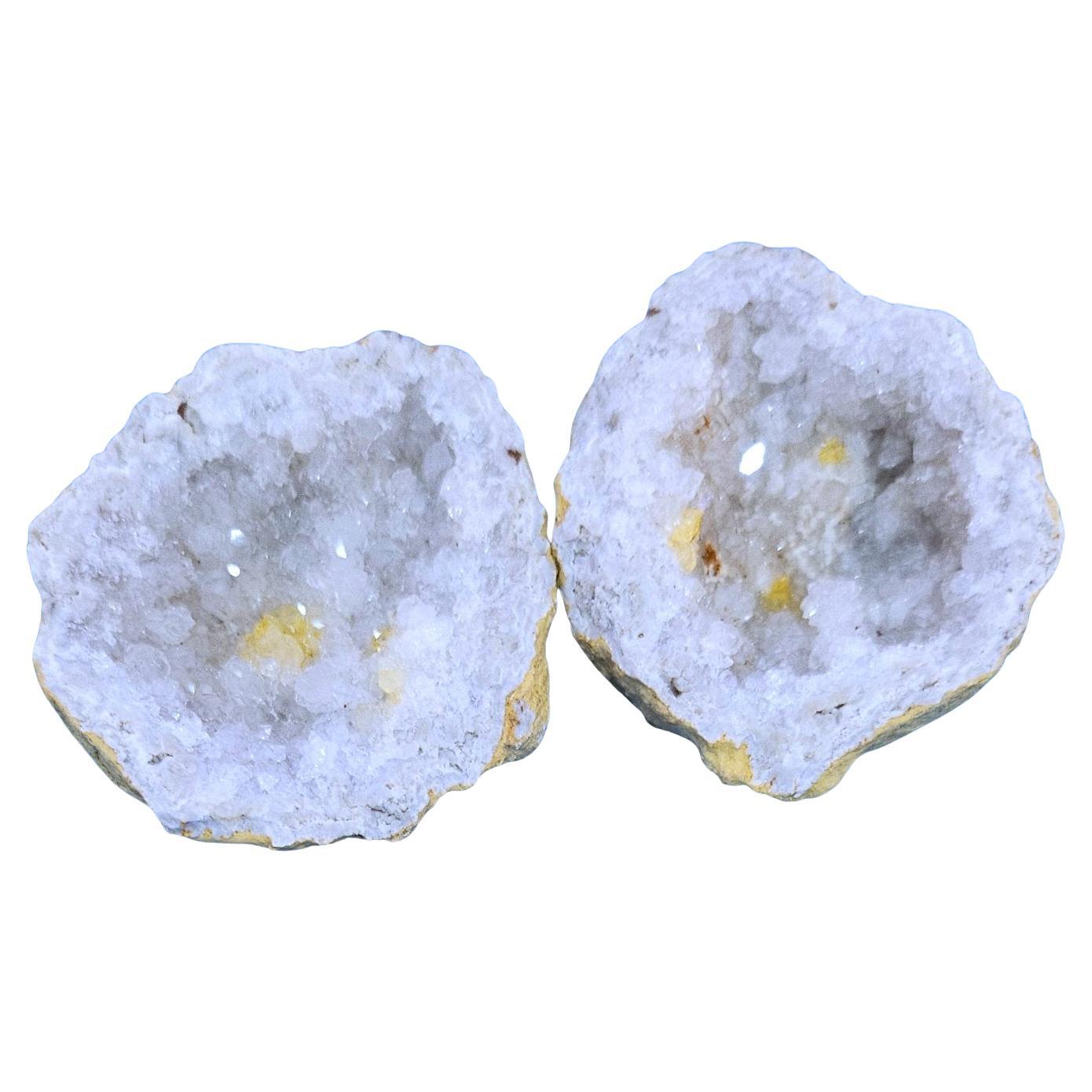 Natural specimen: a pair of amethyste and calcite flowers crystals ...
