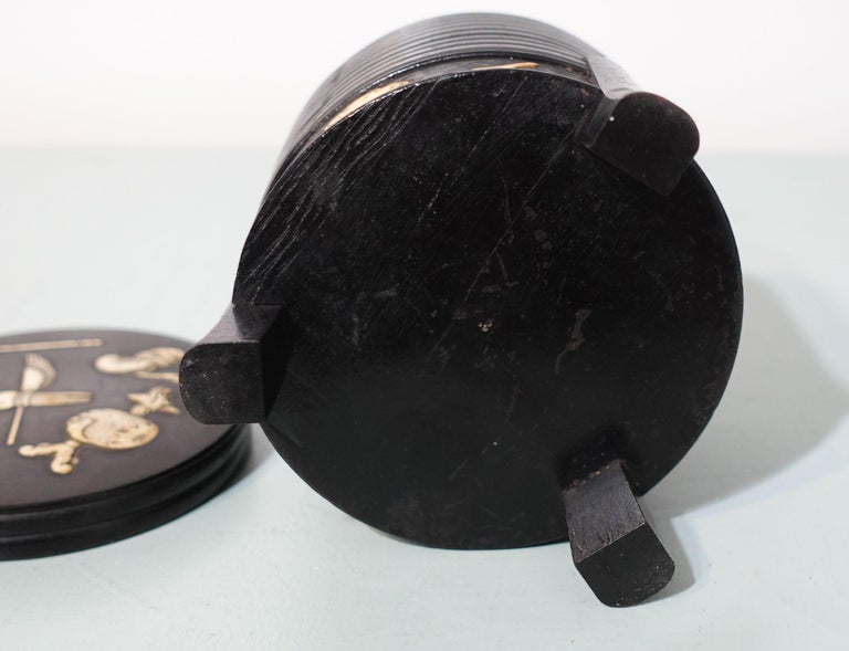Miniature Japanese Lacquer Ebony Hokkai Hat Box For Sale at 1stDibs