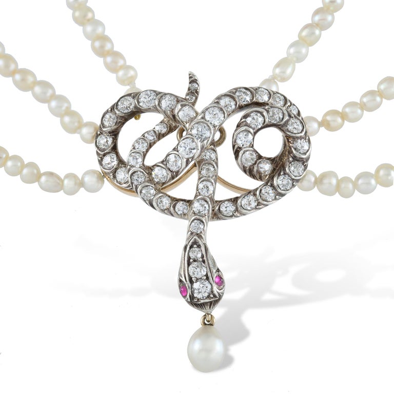 Natural Pearl Necklace with Diamond Set Snakes For Sale at 1stDibs