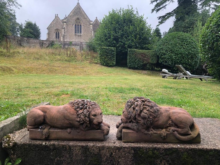 Pair of 20th Century Terracotta Canova Lions For Sale at 1stDibs