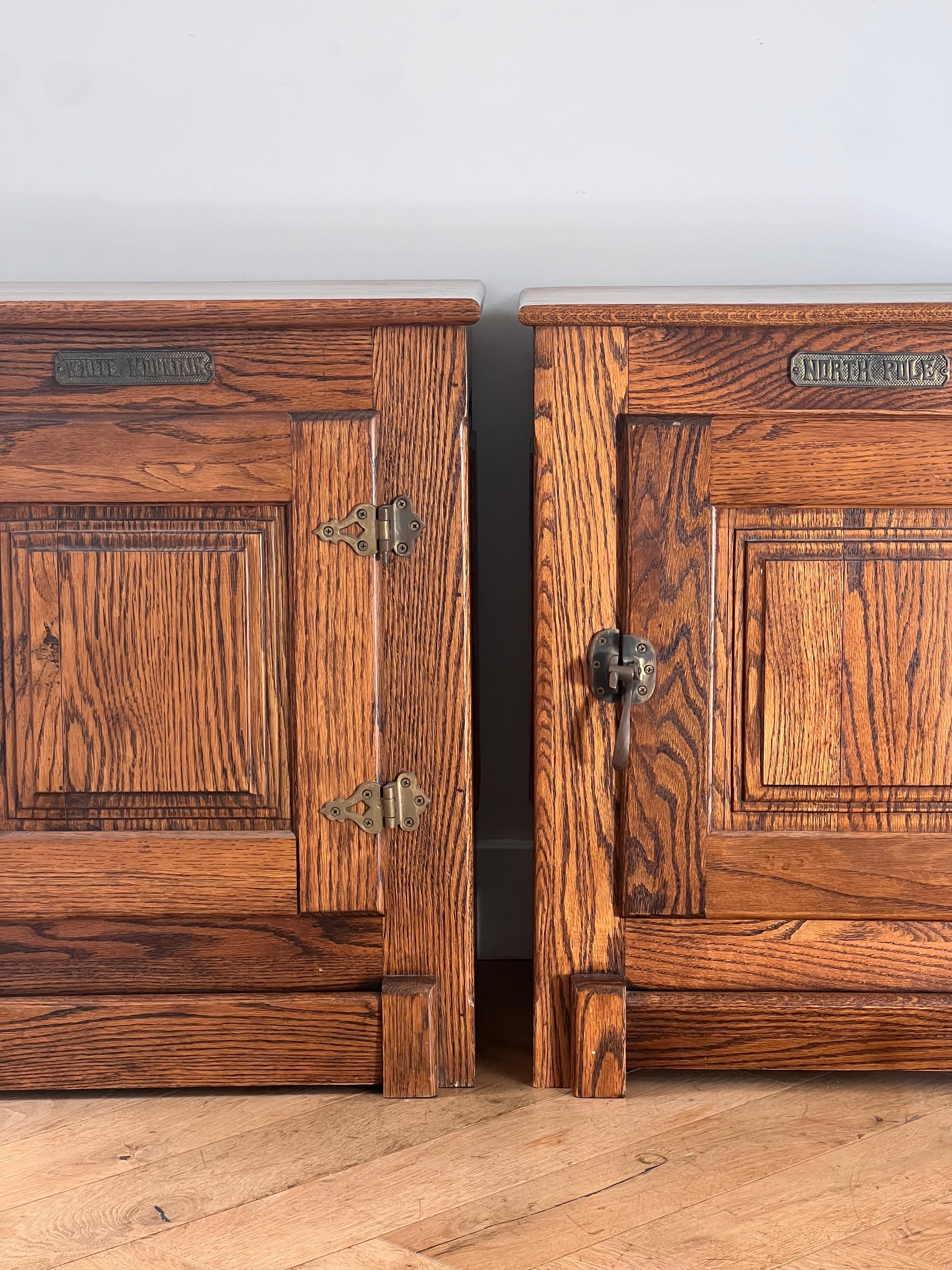 A pair of antique craftsman nightstands in oak, circa 1900 For Sale at ...