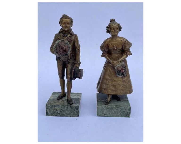 Pair of Austrian Vienna Bronze Figures Lovers Statues For Sale at 1stDibs