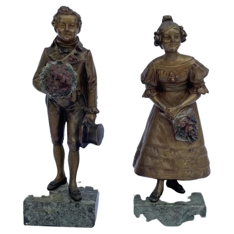 Pair of Austrian Vienna Bronze Figures Lovers Statues For Sale at 1stDibs