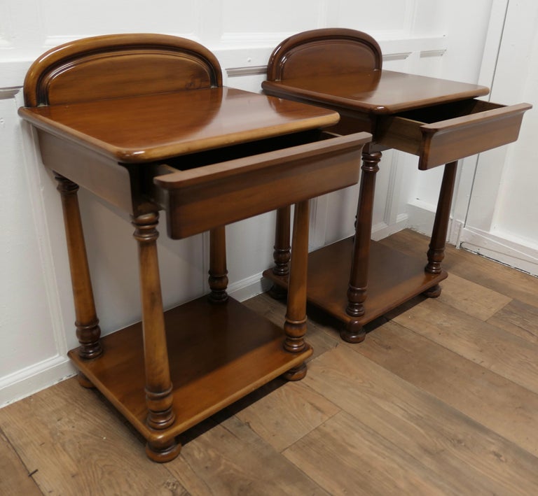 Pair of Cherry Wood Night Tables Bedside Cabinet For Sale at 1stDibs