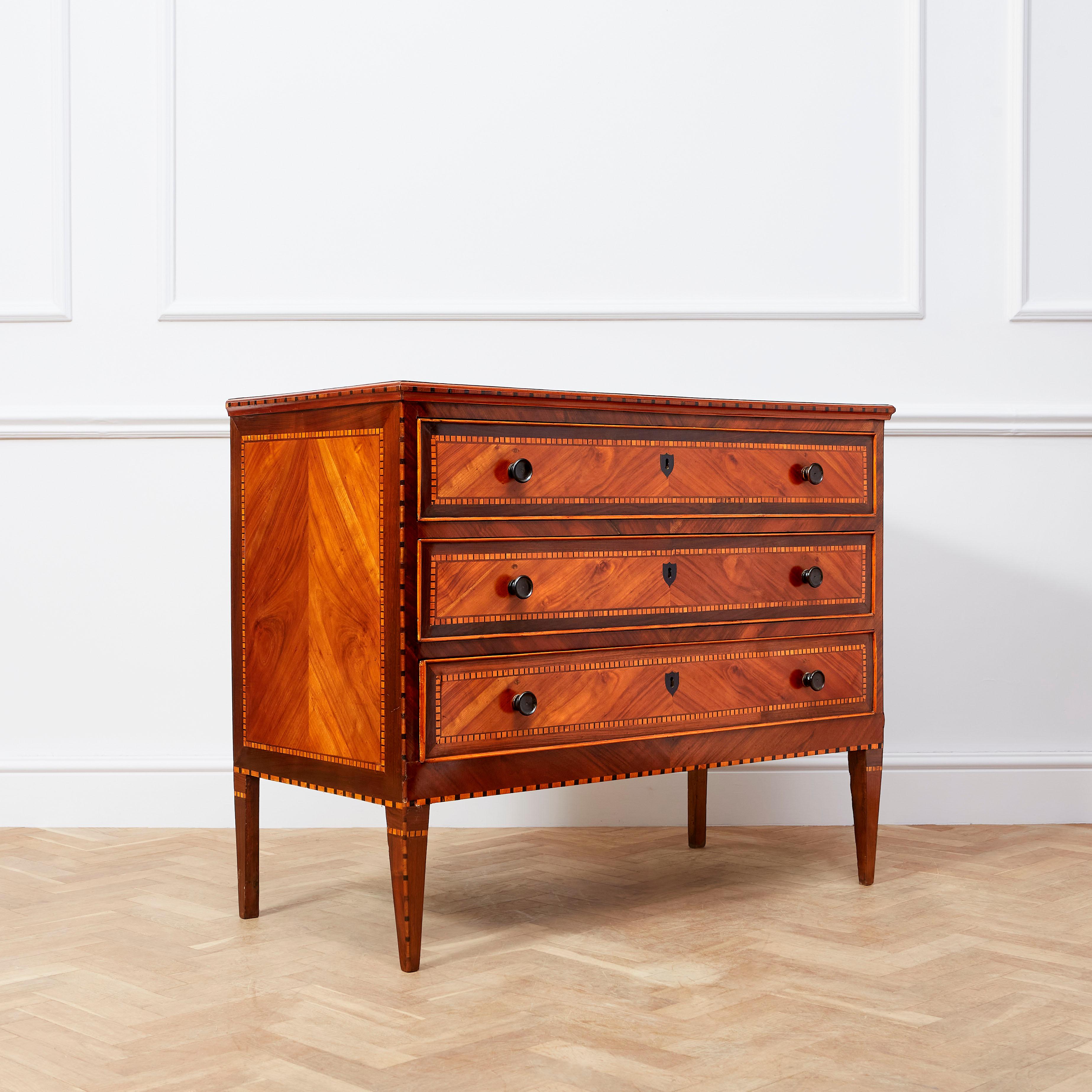 Pair of Fine Late 18th / Early 19th Century Italian Commodes at 1stDibs