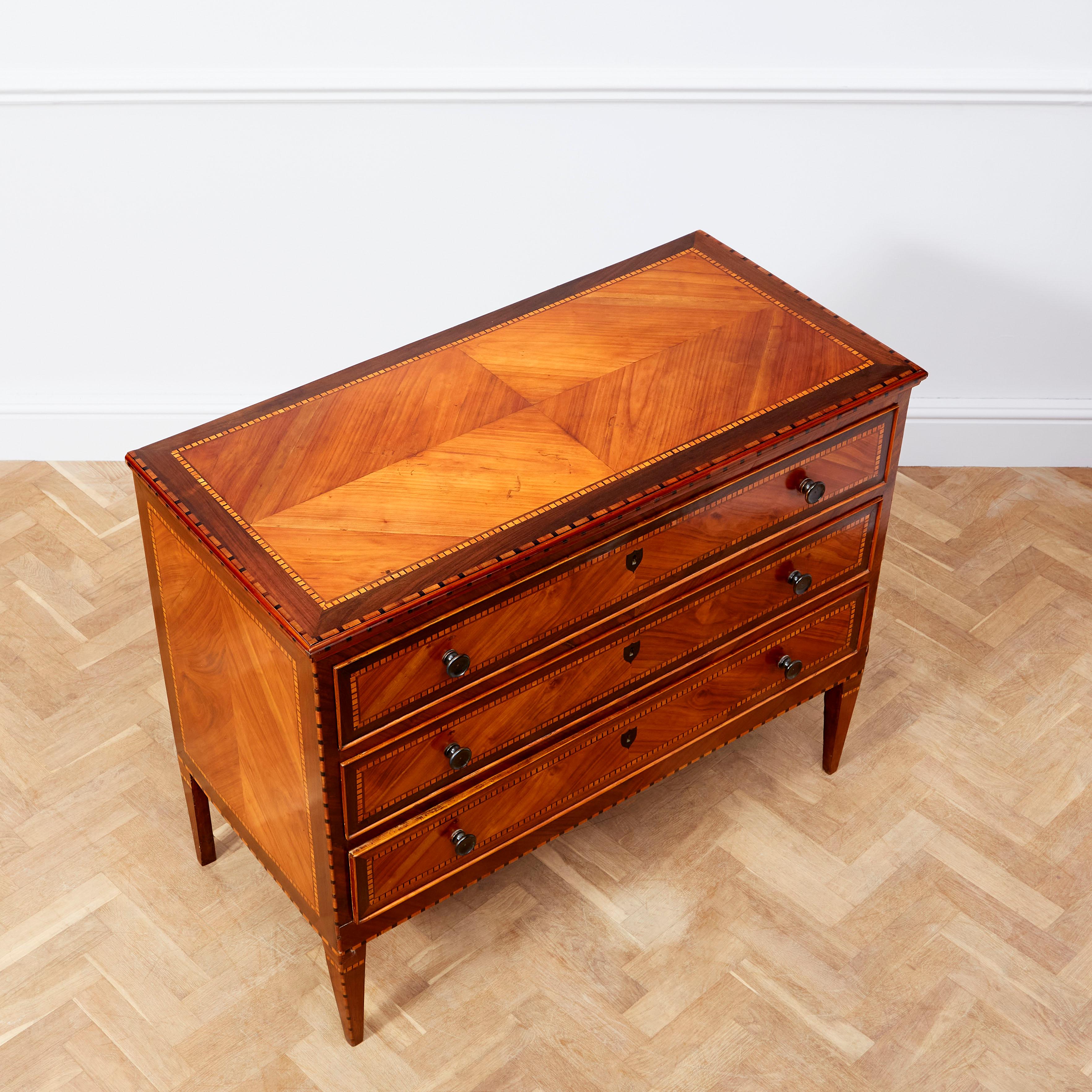 Pair of Fine Late 18th / Early 19th Century Italian Commodes at 1stDibs