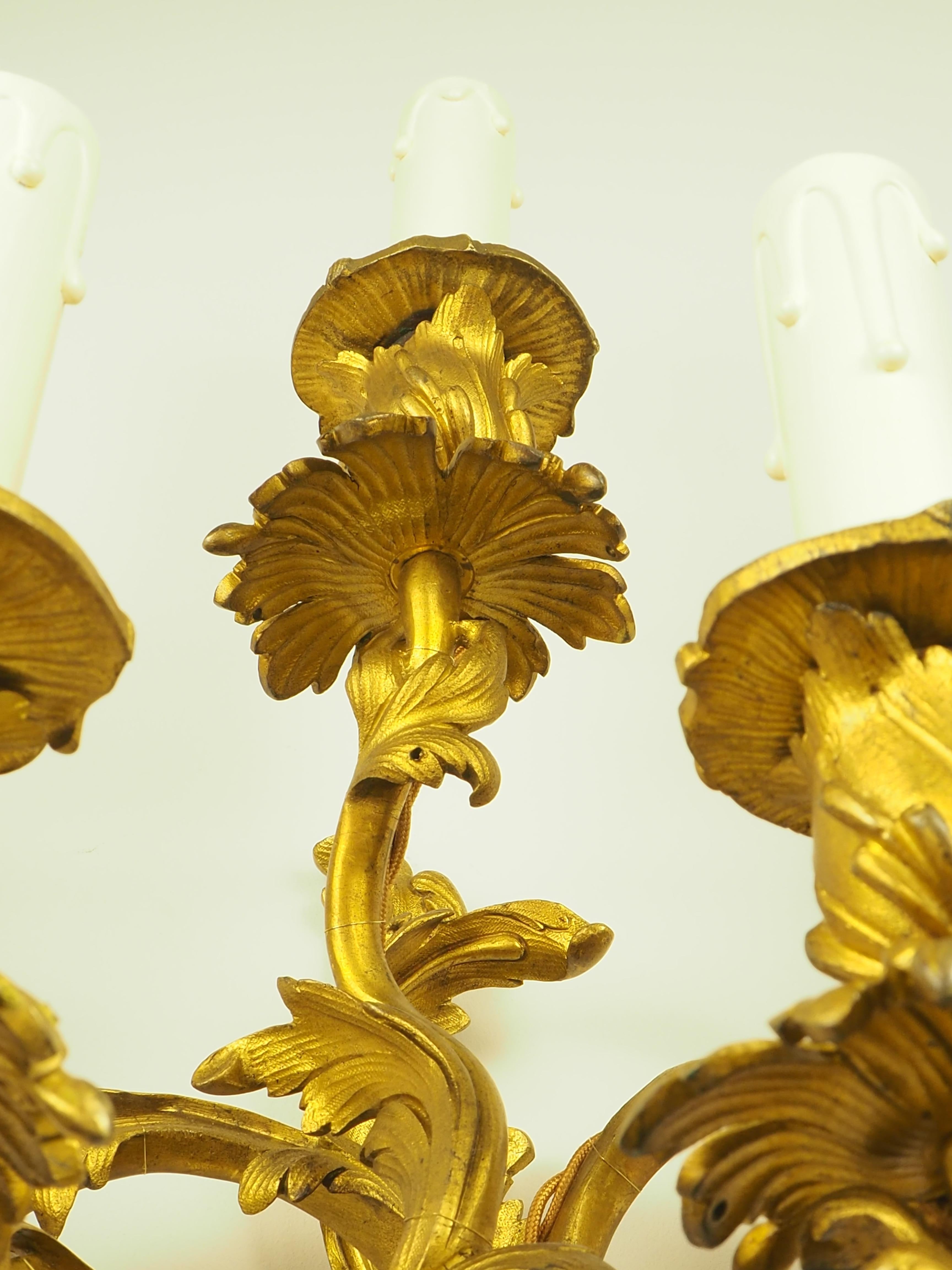 A Pair of French Ormolu Rococo 5 Arm Gilt Bronze Wall Lights, Circa ...