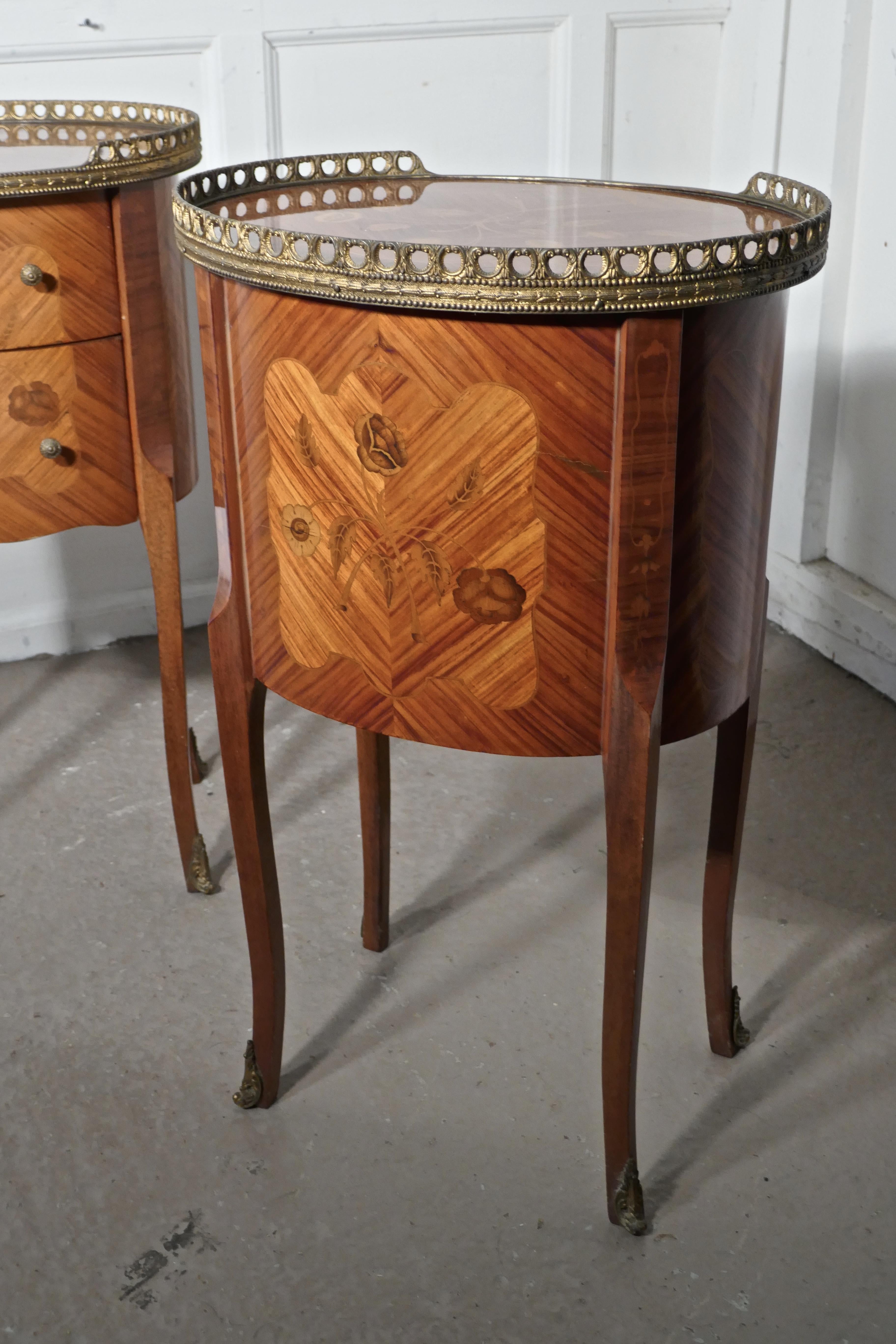 Pair of French Oval Inlaid Bedside Drawer Tables at 1stDibs | oval ...