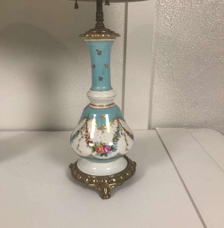 Pair of Hand Painted and Gilt Paris Porcelain Lamps For Sale at 1stDibs