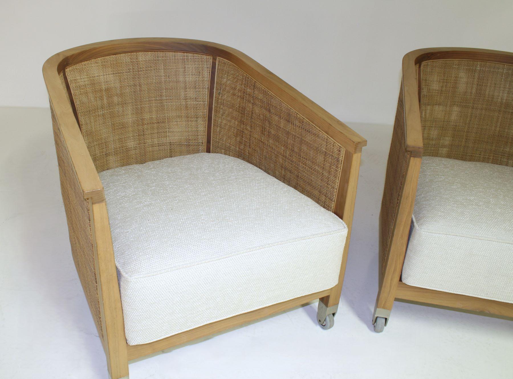 A pair of ‘Mozart’ Woven Rattan Italian Lounge Armchairs By Flexform For Sale at 1stDibs