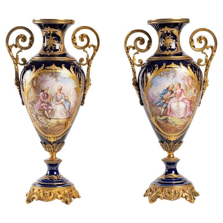 Pair of Porcelain Vases Sèvres Style Late 19th Century For Sale at 1stDibs