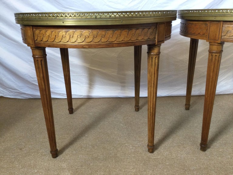 Pair of Round Light Walnut Side Tables by Baker Furniture at 1stDibs