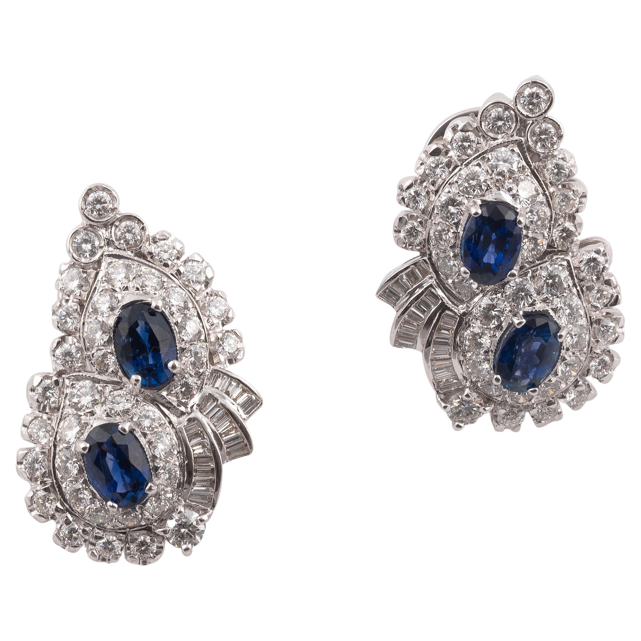 Pair of Diamond Earrings For Sale at 1stDibs