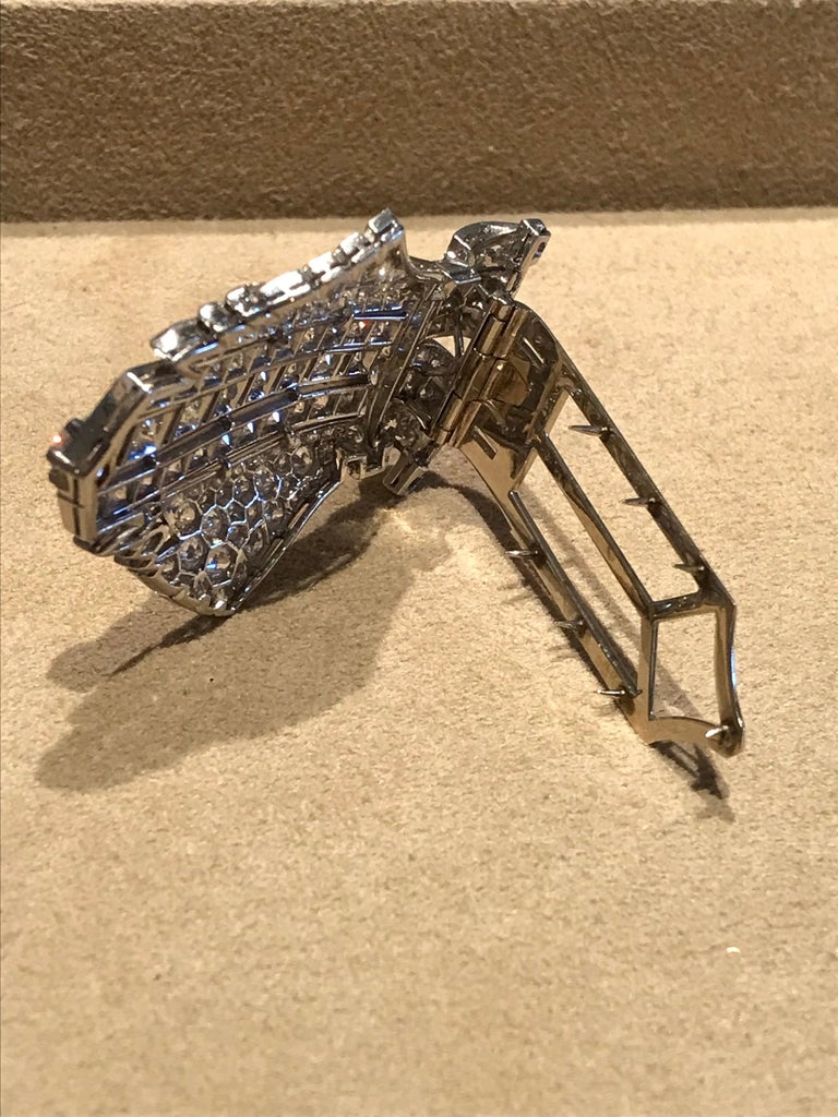 Platinum Pair of Art Deco Brooch Double Click Closure, Pt 46.00 Dm 22 ...