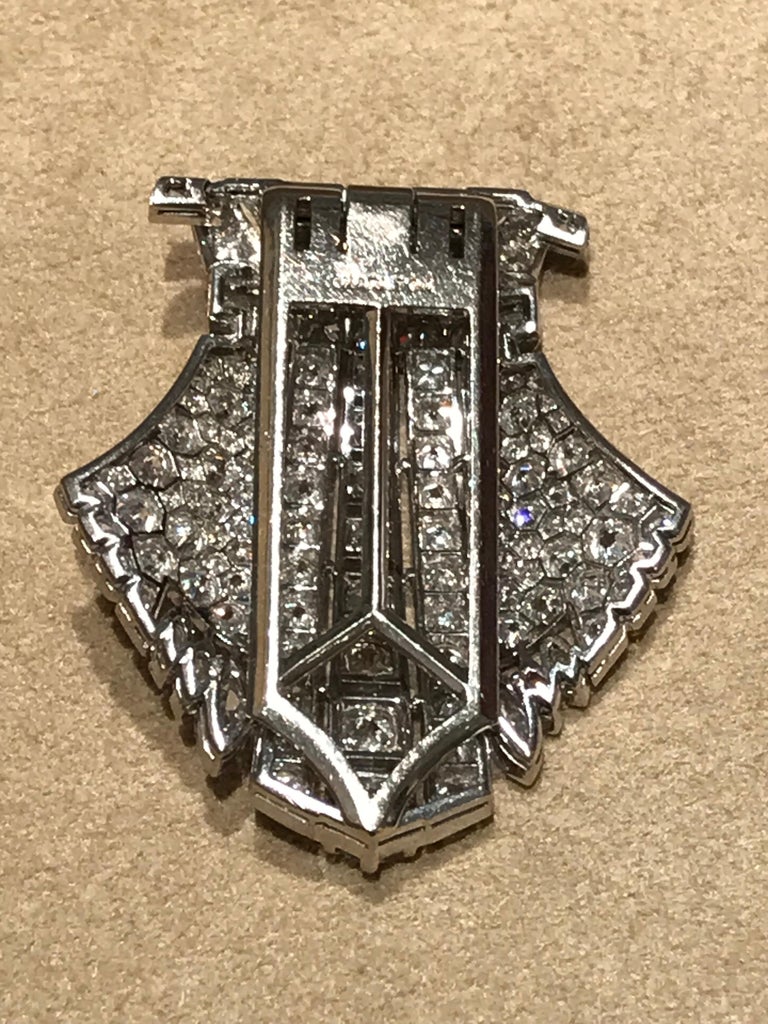 Platinum Pair of Art Deco Brooch Double Click Closure, Pt 46.00 Dm 22 ...