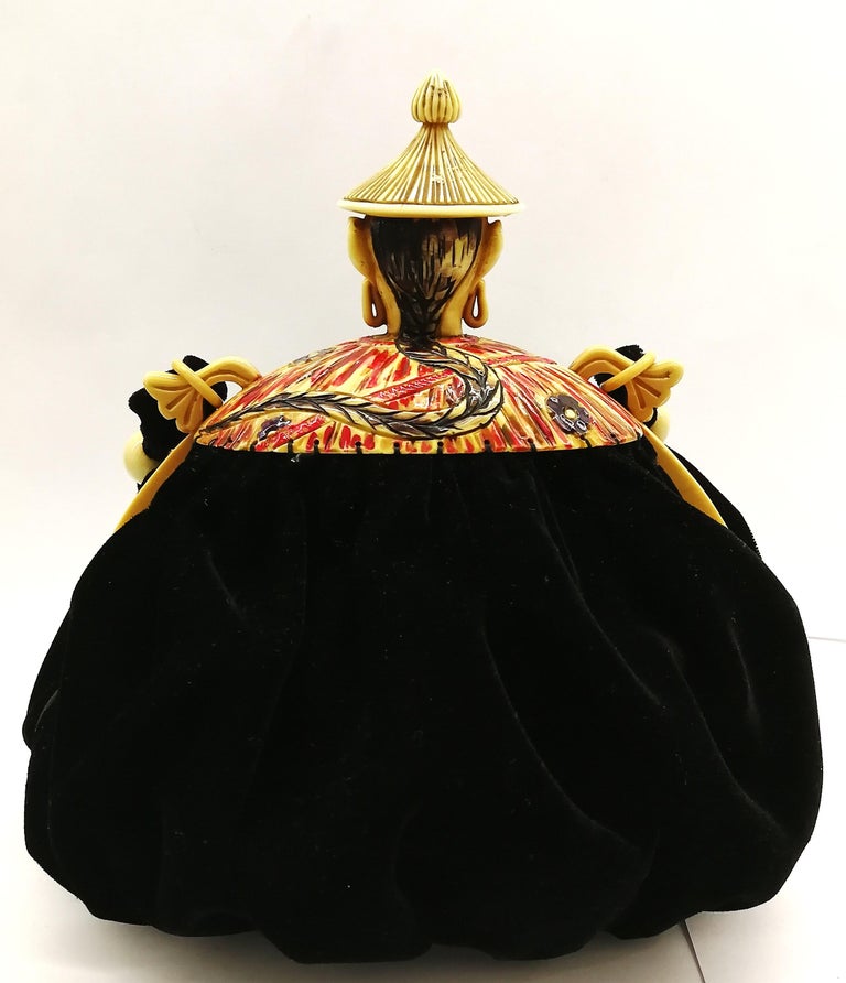 A rare and highly unusual Bakelite topped 'Chinese man' handbag, France ...