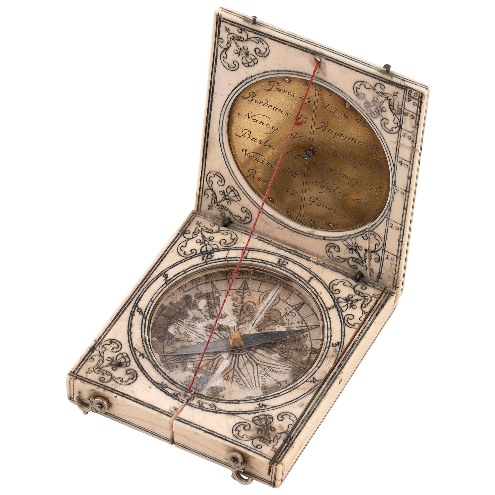 Rare Mid-17th Century French Dieppe Magnetic Azimuth Dial For Sale at ...