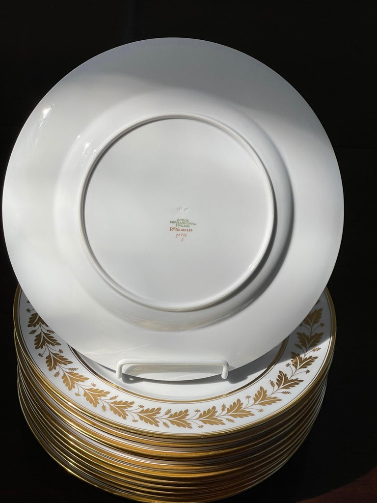 Set of 12 Spode Copeland Dinner Plates For Sale at 1stDibs