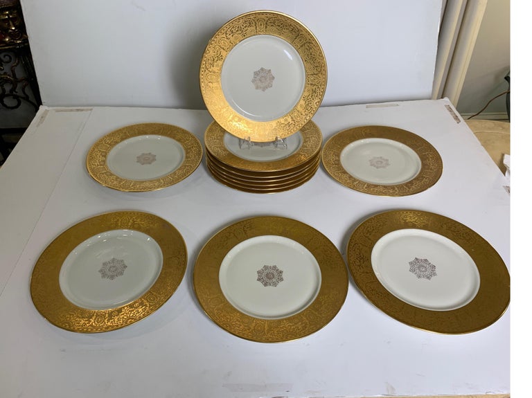 Set of 12 Wide Gold Bordered Service Plates For Sale at 1stDibs
