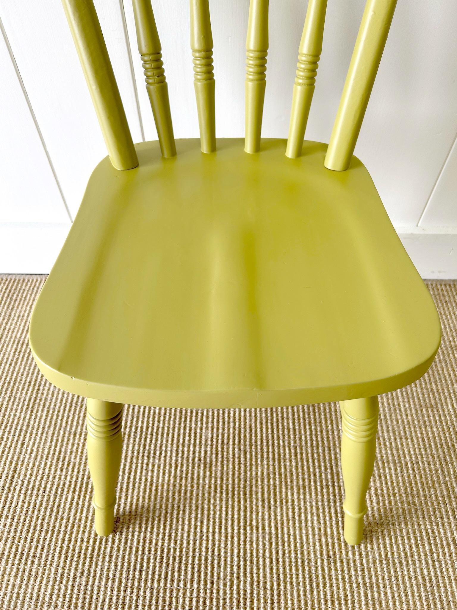 A Set of 5 Antique Ash Spindle Back Side Chairs For Sale at 1stDibs