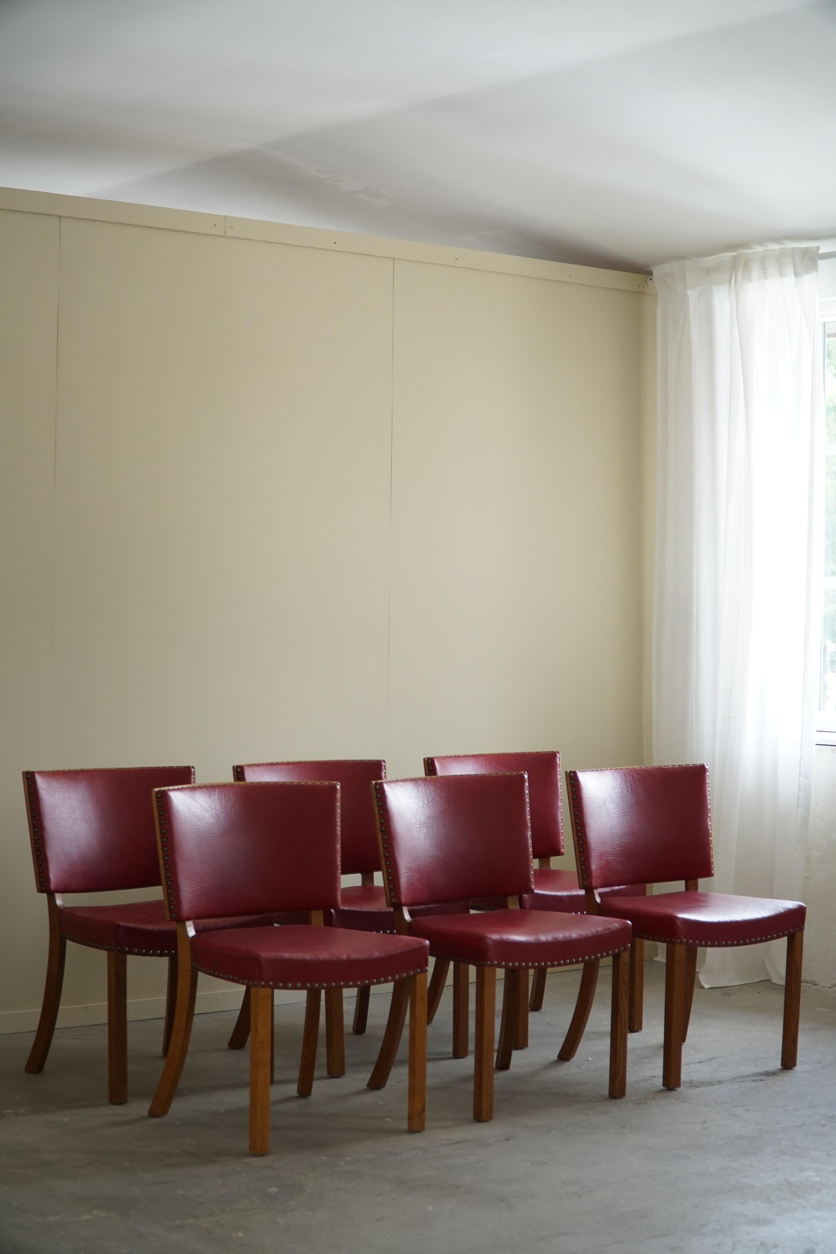 A set of 6 Dining Chairs in Oak and Leather, Danish Modern, Kaj Gottlob ...