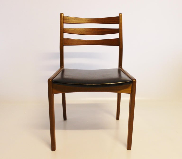 Set of Four Dining Room Chairs, Model 323, in Teak, Slagelse Furniture ...