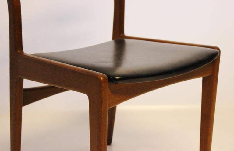 Set of Four Dining Room Chairs, Model 323, in Teak, Slagelse Furniture ...