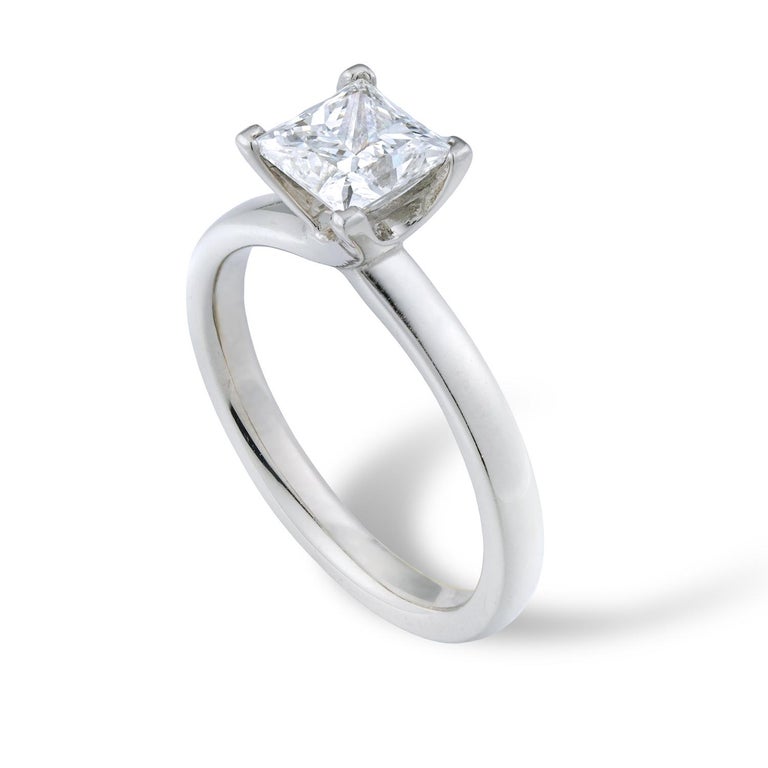 Single Stone Solitaire Diamond Ring For Sale at 1stDibs
