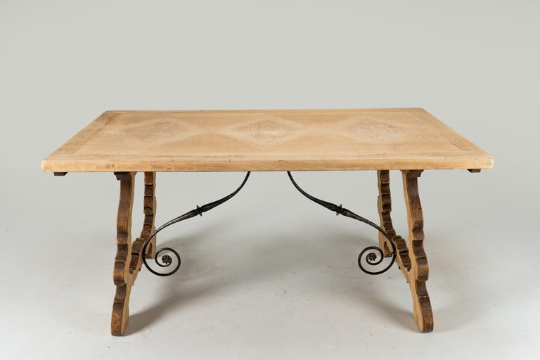 spanish table for two