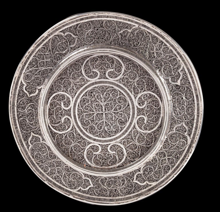 A splendid and heavy late 17th century Dutch-colonial silver filigree ...