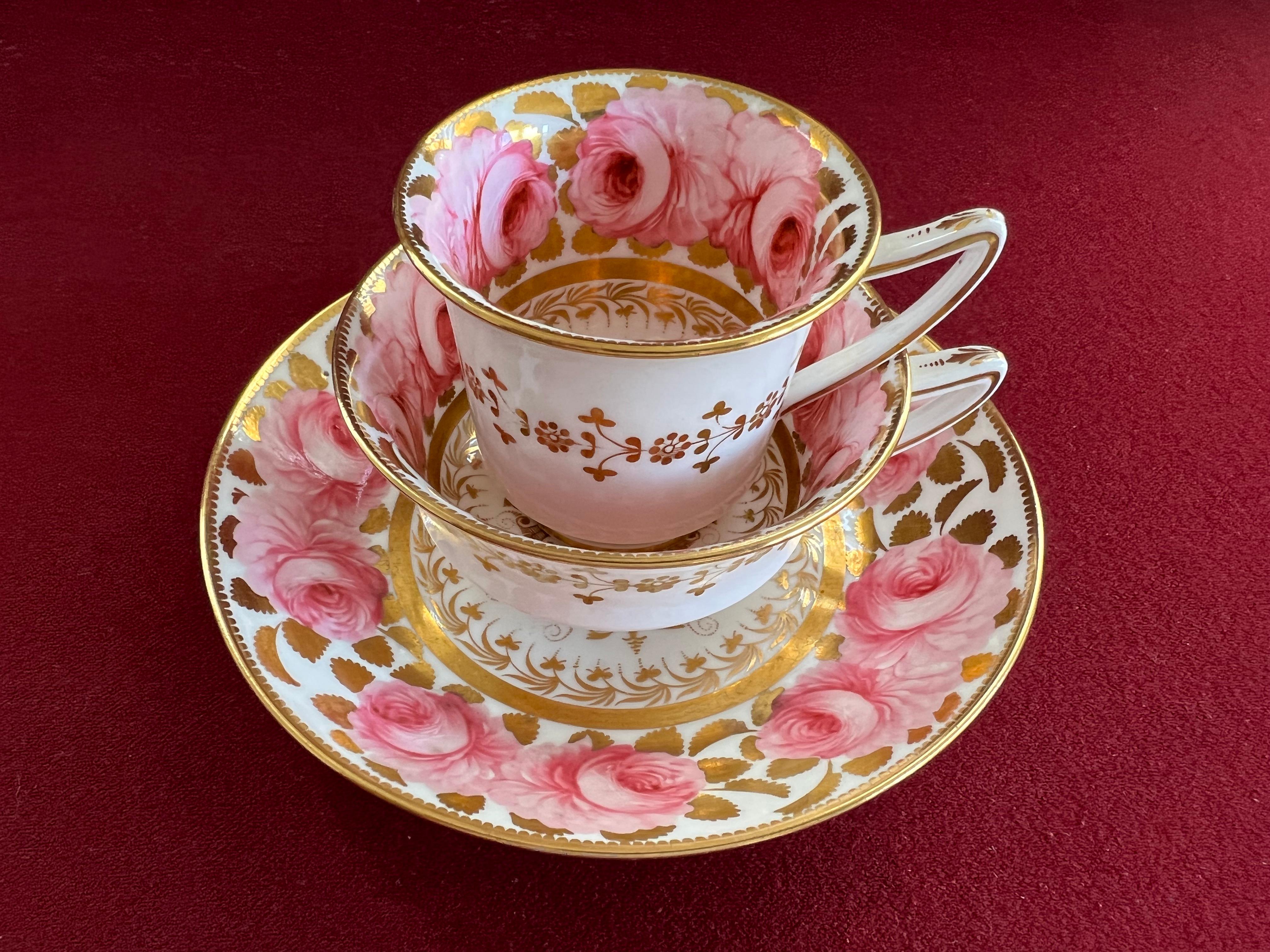 Spode Porcelain Trio Decorated in Pattern 3614 c.1820 For Sale at 1stDibs