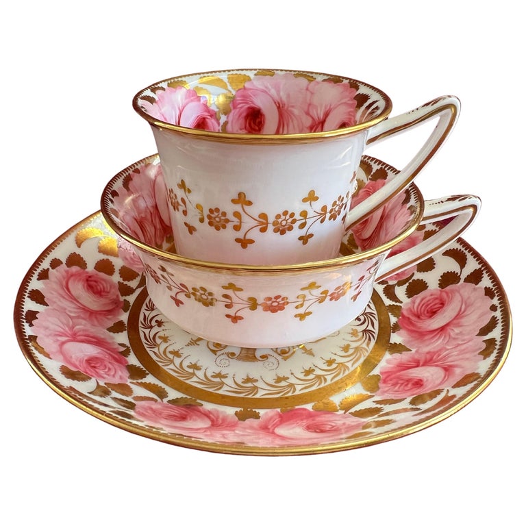 Spode Porcelain Trio Decorated in Pattern 3614 c.1820 For Sale at 1stDibs