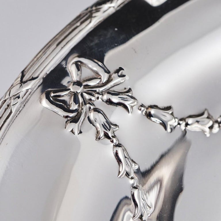 Sterling Silver Swing Handle Fruit Basket For Sale at 1stDibs