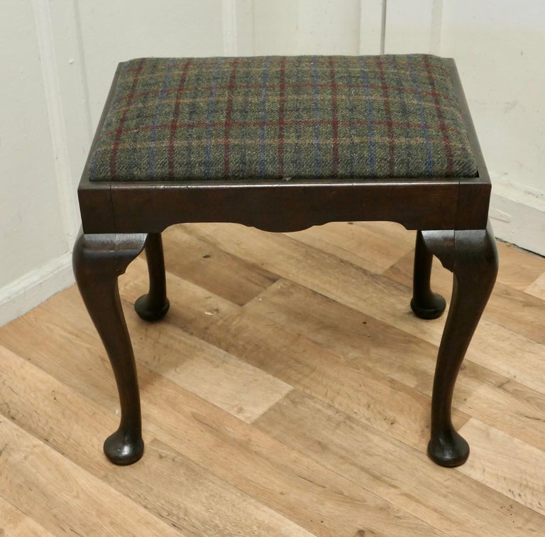 A Sturdy Victorian Oak and Tweed Library Stool. For Sale at 1stDibs