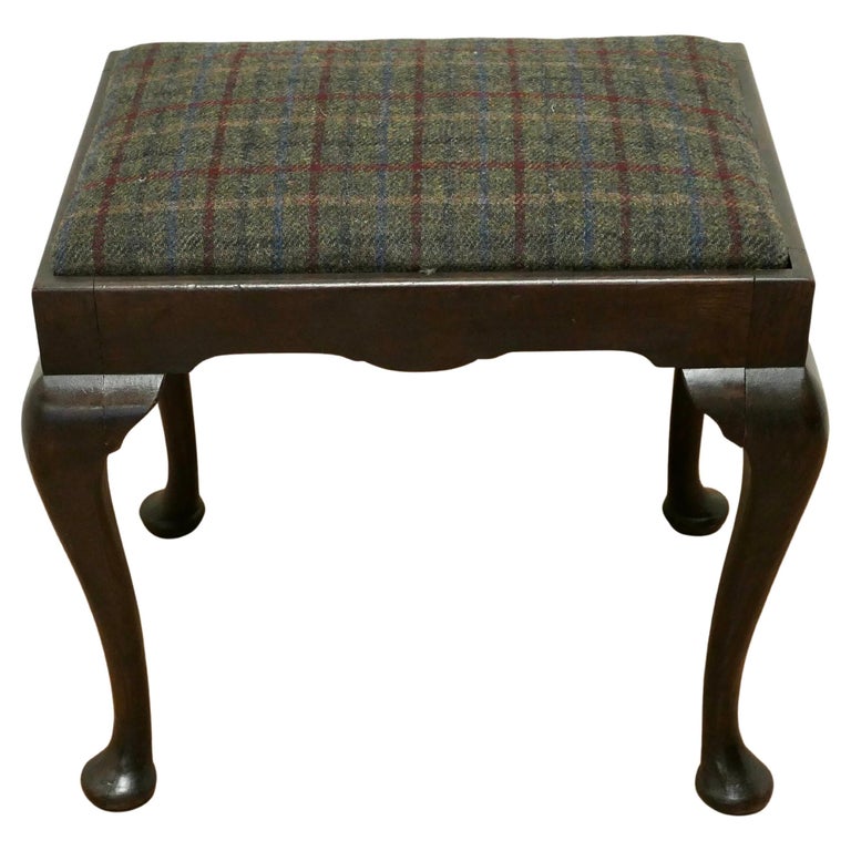 A Sturdy Victorian Oak and Tweed Library Stool. For Sale at 1stDibs