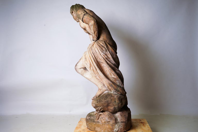 Terra Cotta Sculpture of the Bathing Venus For Sale at 1stDibs