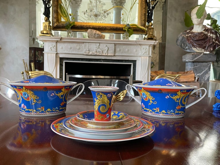 Versace Primavera Place Setting For Sale at 1stDibs